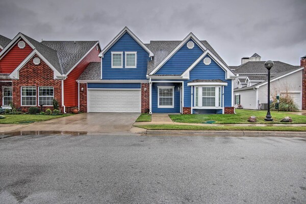 1 Block To Boat Ramp: Monkey Island Home - Grand Lake O' the Cherokees, OK