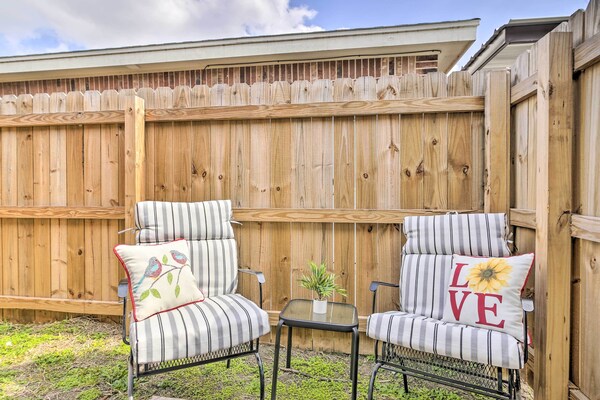Charming Edinburg Apartment ~ 3 Mi To Dtwn! - Edinburg, TX