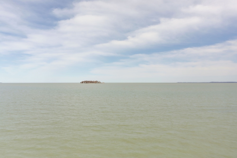 Waterfront Middle Bass Condo W/ Lake Erie Views! - Put-in-Bay, OH
