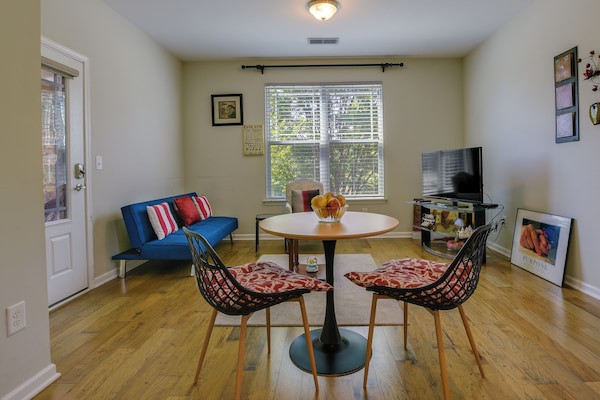 Sunny Apex Vacation Rental W/ Pool Access! - Apex, NC