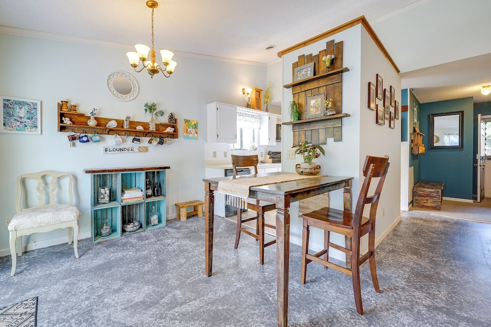 Pet-friendly Wilmington Home W/ Fenced Yard! - Wilmington, NC