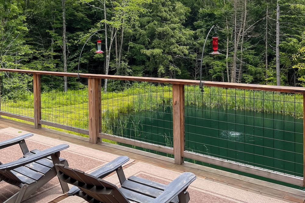 Newly Built Cabin W/ Hot Tub - 16 Mi To Stowe Mtn! - Stowe, VT