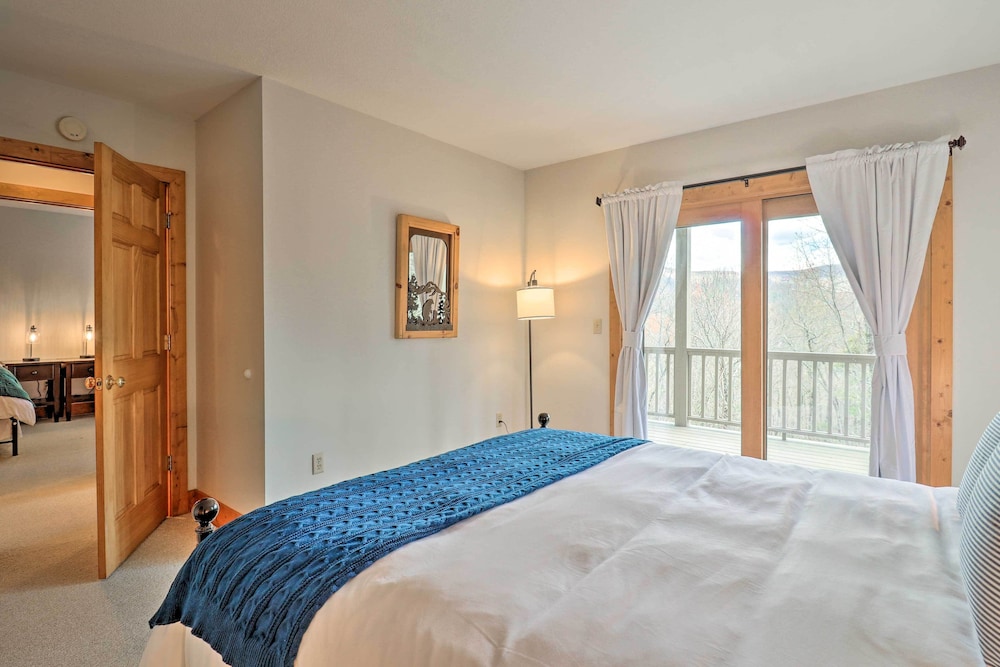 Sapphire Retreat W/ 2 Decks, Views & Resort Access - Cashiers, NC