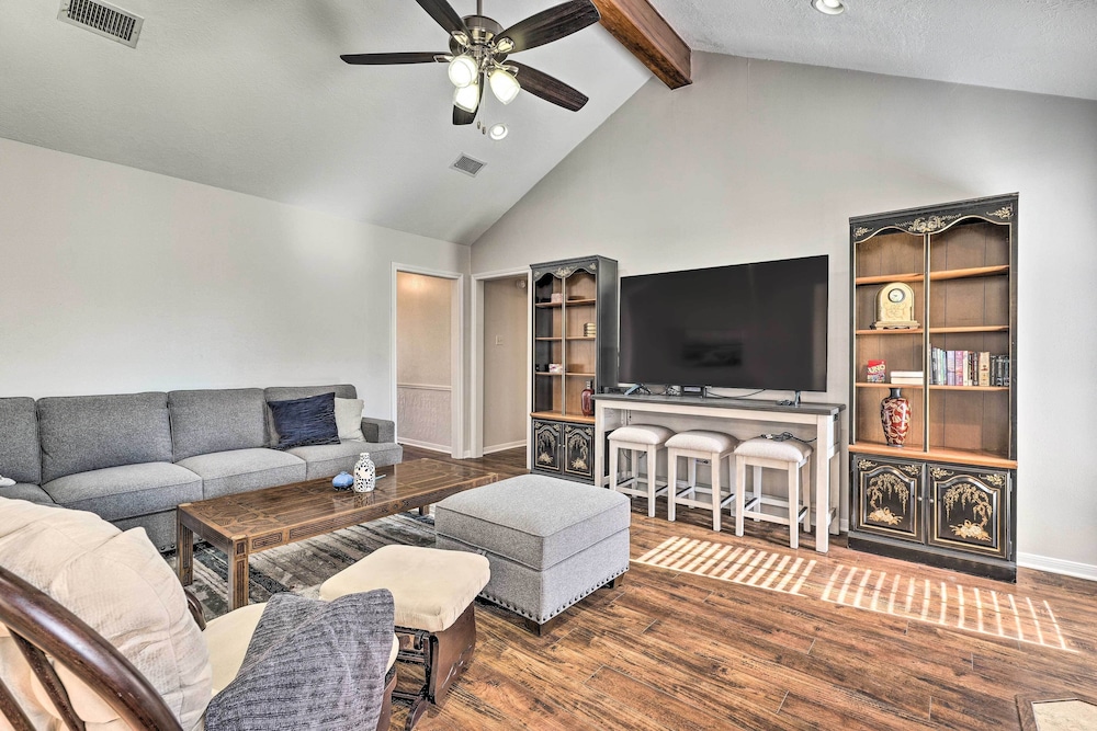 Vacation Rental Home Near College Station - College Station, TX