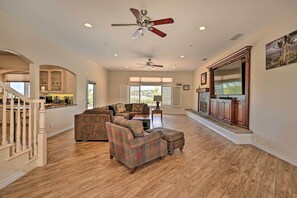 Casa (Multiple Bedrooms) | Interior