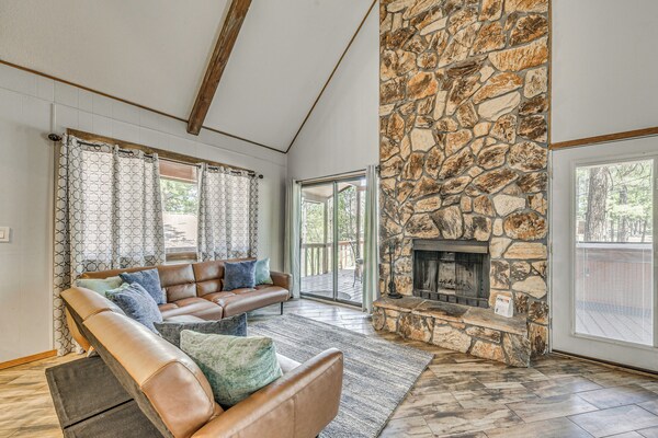 Ruidoso Family Cabin, Short Walk To Downtown! - Ruidoso, NM