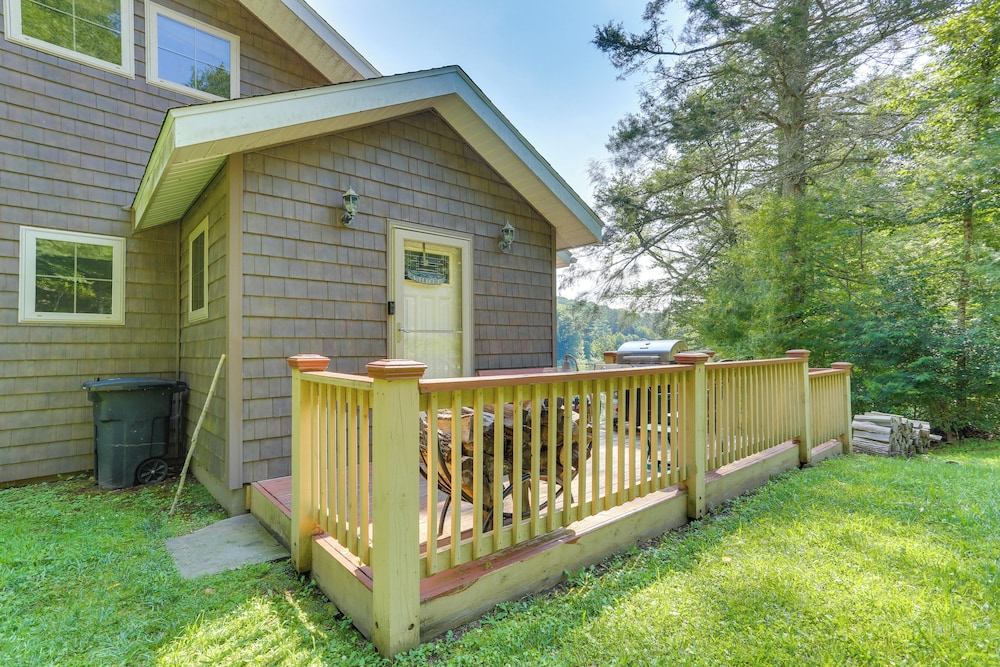 Pet-friendly Hancock Home On The Delaware River! - Hancock