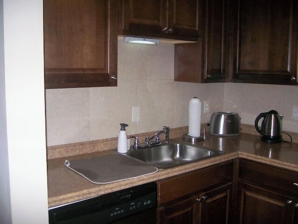 1 Mi To Shelter Cove: Hilton Head Resort Condo! - Île de Hilton-Head, SC