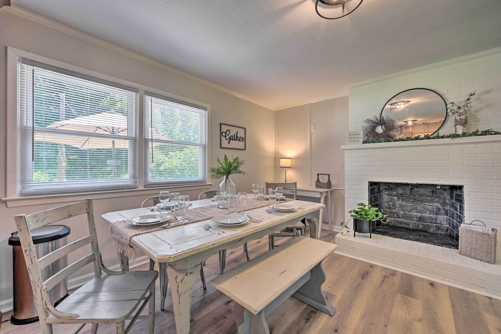 Charming Retreat On 5 Acres W/ Deck & Grill! - Greensboro, NC