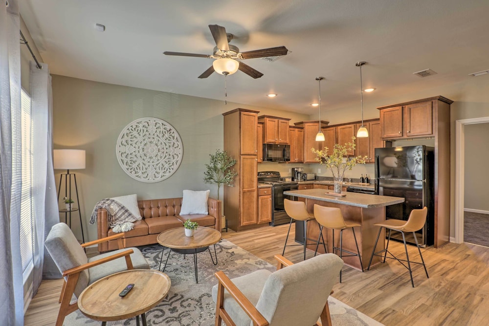 Airy Tallahassee Condo ~ 5 Mi To Downtown! - Tallahassee