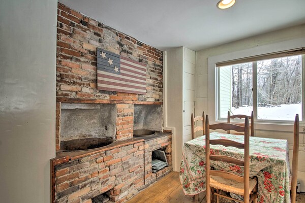 Historic Bradford Home - 8 Mi To Mount Sunapee! - Bradford, NH
