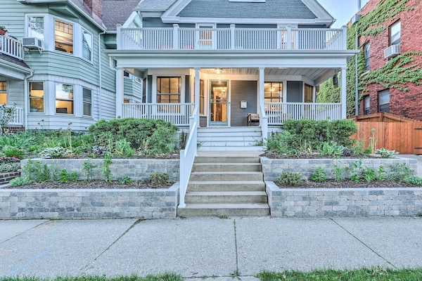 Milwaukee Home < Half Mi To Lake Michigan! - Milwaukee, WI