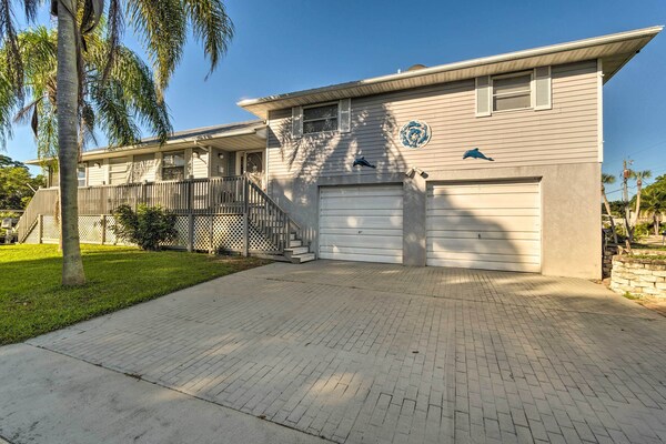Canalfront Home W/ Private Dock - 5 Mi To Beaches! - Englewood, FL