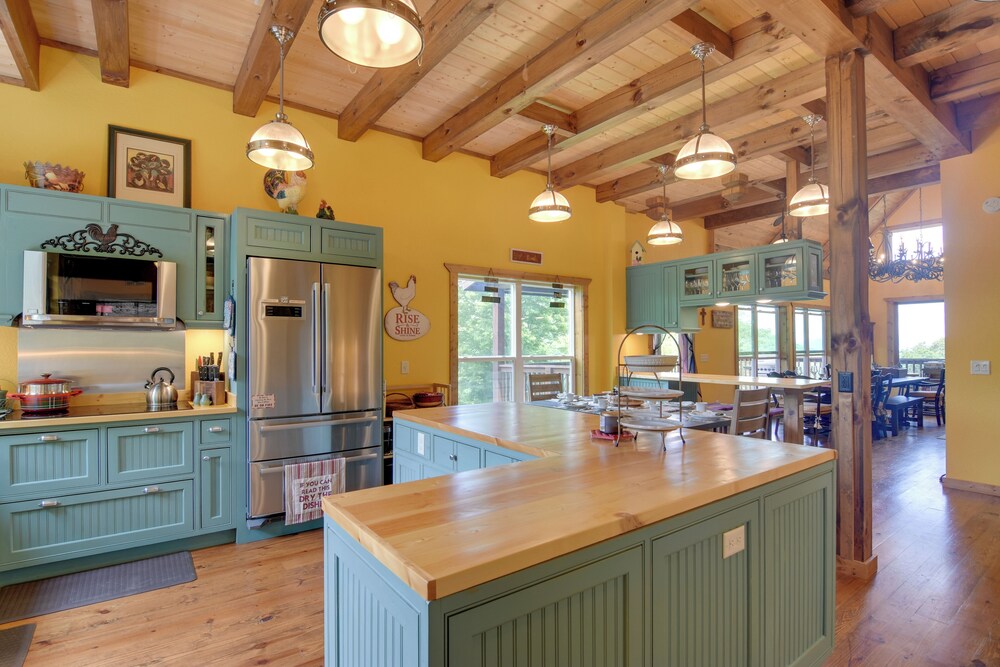 Retreat In The Cataloochee Ranch Area Of Smokies - Maggie Valley, NC