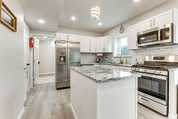 Renovated Logan Home W/ Pond & Fire Pit - Hocking Hills State Park, OH