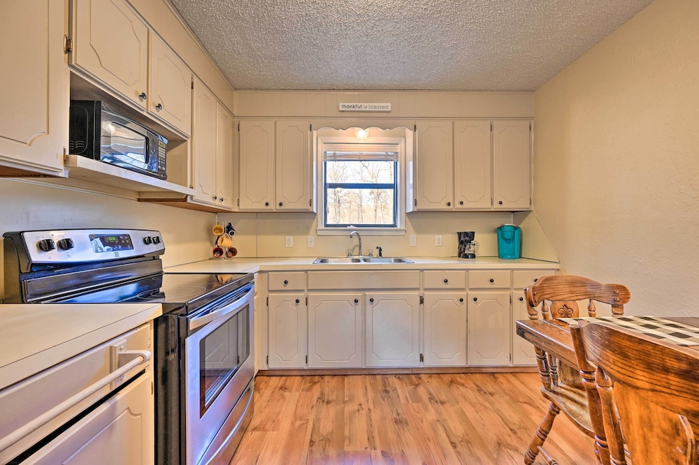 'Hidden Oaks' Broken Bow Vacation Rental, Pets Ok! - Broken Bow, OK