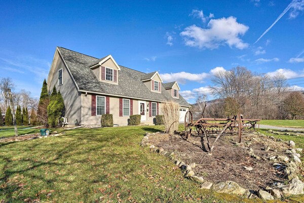 Hike, Ski, Fish! All-season Haven Near Bromley Mtn - Manchester, VT