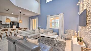 Villa (5 Bedrooms) | Interior