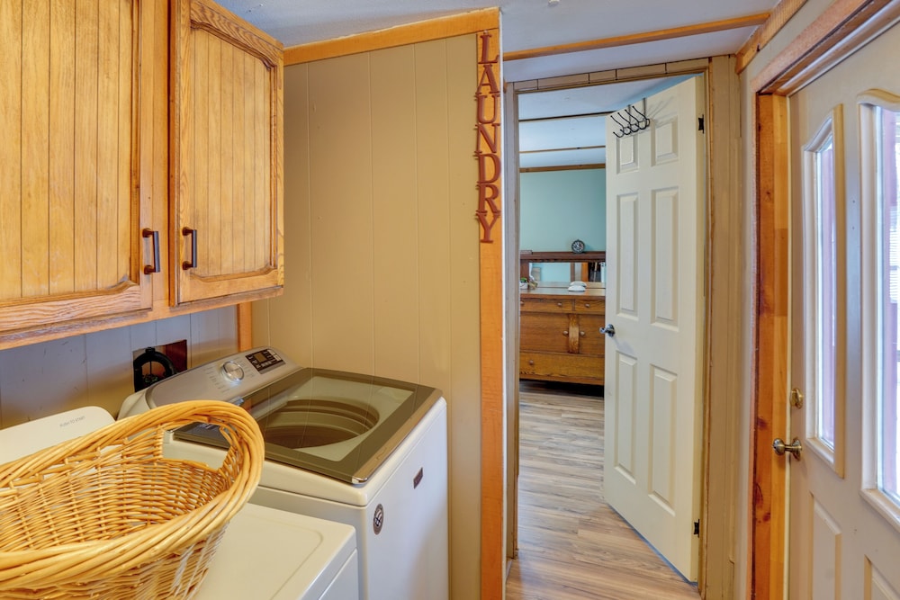 아늑한 캣스킬스 집 W/ 연못이 있는 2에이커! - 리즈