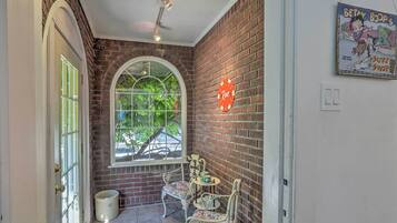 Casa (2 Bedrooms) | Interior