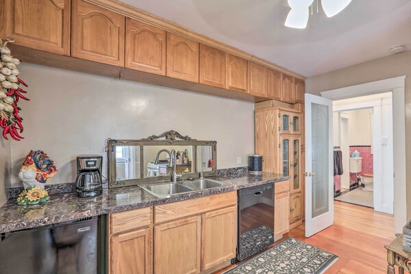 Historic Reno Home On Riverwalk: 1 Mi To Midtown - Reno, NV