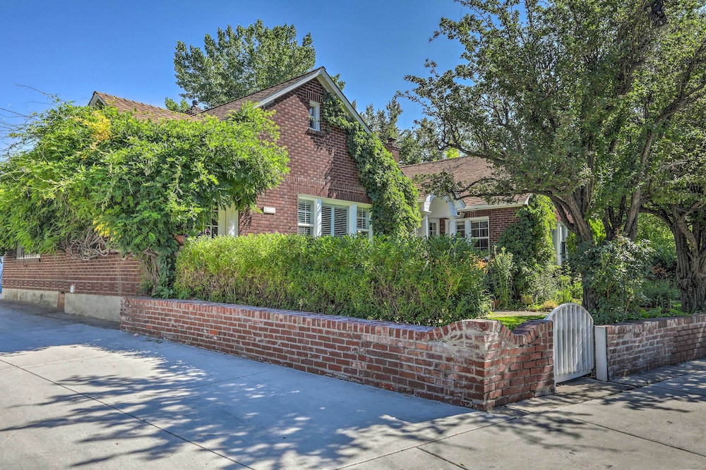 Historic Reno Home On Riverwalk: 1 Mi To Midtown - Circus Circus Reno