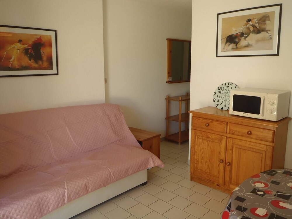 APT 3 ROOMS 32m2 + TERRACE 13m2 REF 4050 - Marseillan | Vrbo