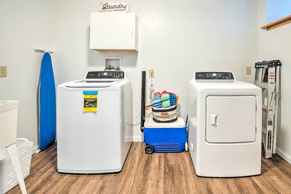 Fire Pit & Bay Views: North Bend Home! - Coos Bay, OR