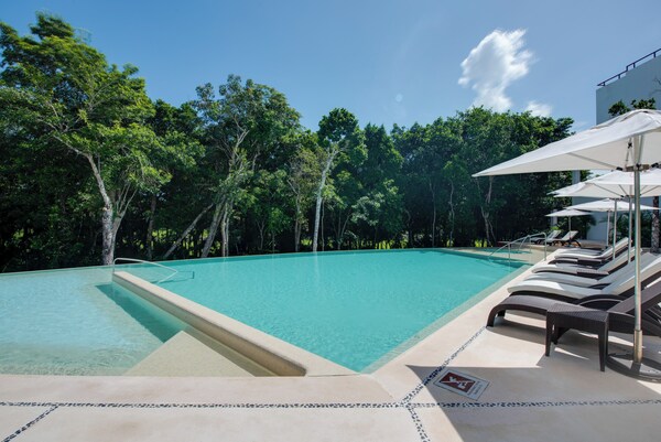 Luxe Tao Riviera Resort Condo W/ Beach & Golfing! - Riviera Maya