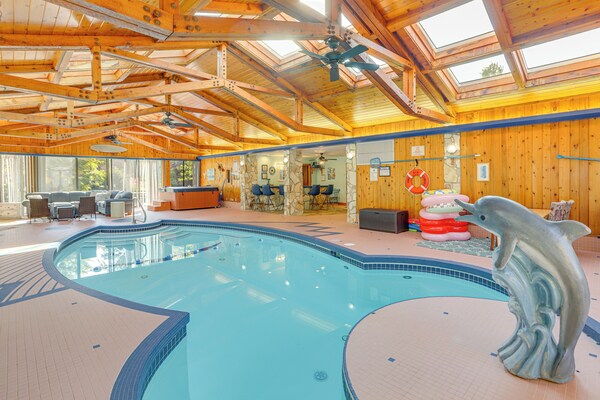 Vermilion River Home W/ Hot Tub & Private Dock! - Vermilion, OH