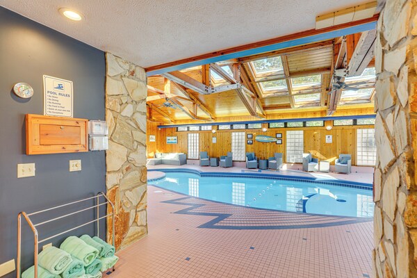 Vermilion River Home W/ Hot Tub & Private Dock! - Vermilion, OH