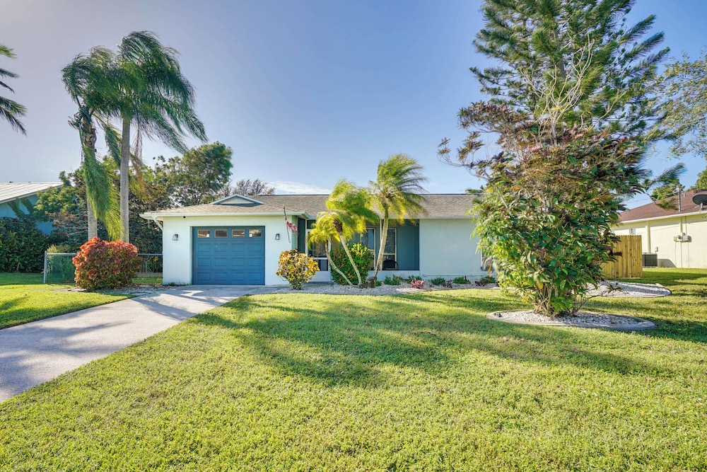 7 Mi To Beaches: Pet-friendly Cape Coral Home - Fort Myers, FL