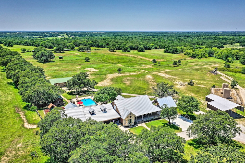 Sunset Ranch W/ Pool & Hot Tub On 29 Acres! - Cottonwood Lake, Alvord