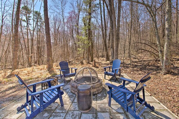 Cabin W/ Decks & Fire Pit Near Lost River! - Lost River State Park, Mathias