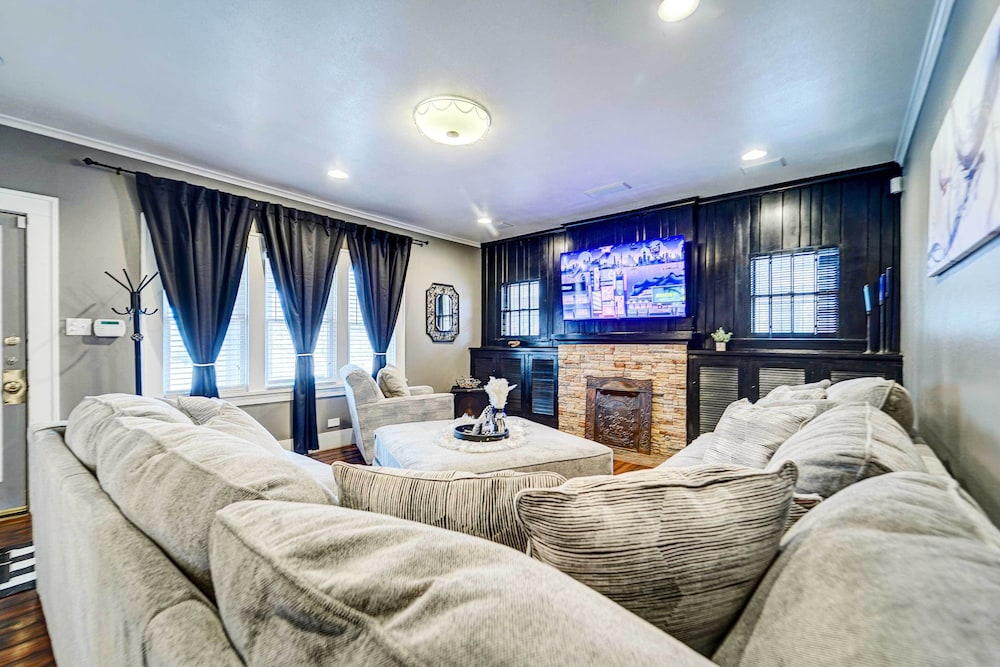 Central Home 1 Mi To Texas Tech + By Dtwn Lubbock - Lubbock, TX