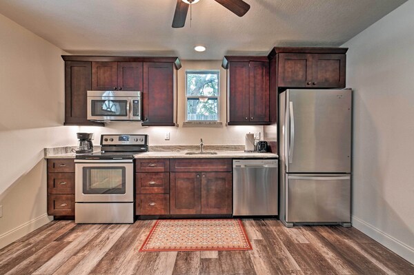 Walkable Winter Garden Bungalow: 3 Blocks To Dtwn - Winter Garden, FL