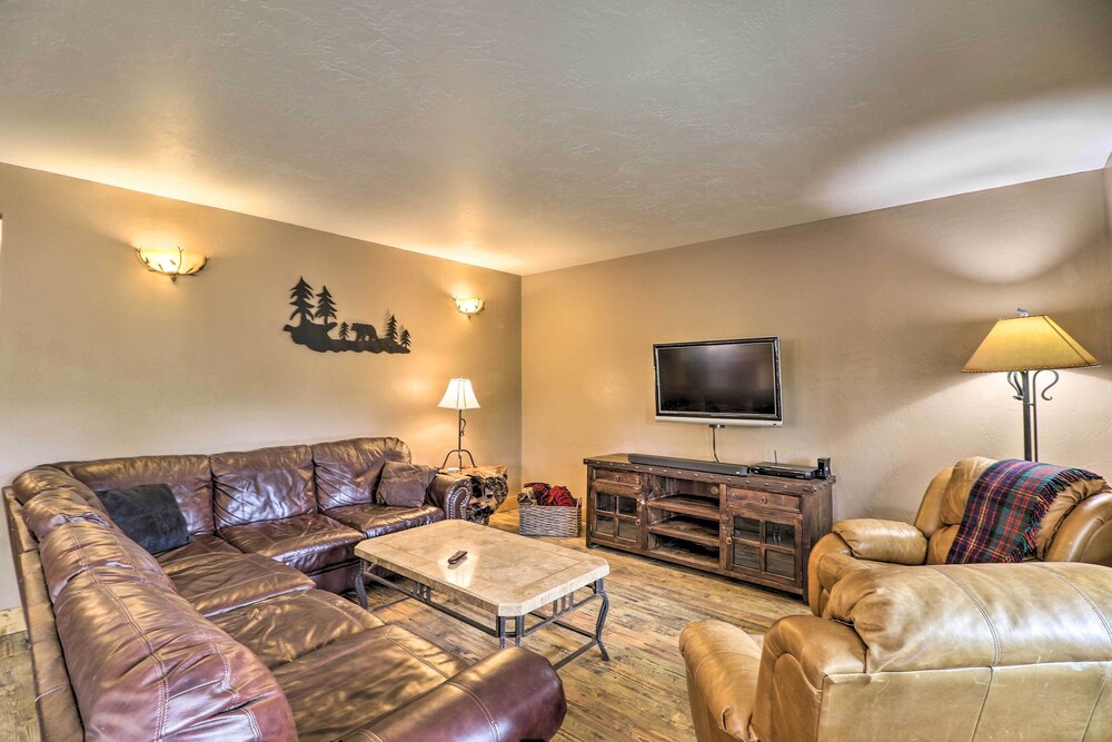 Quiet Riverside Retreat: Hike, Fish & Ski! - Eureka, MT