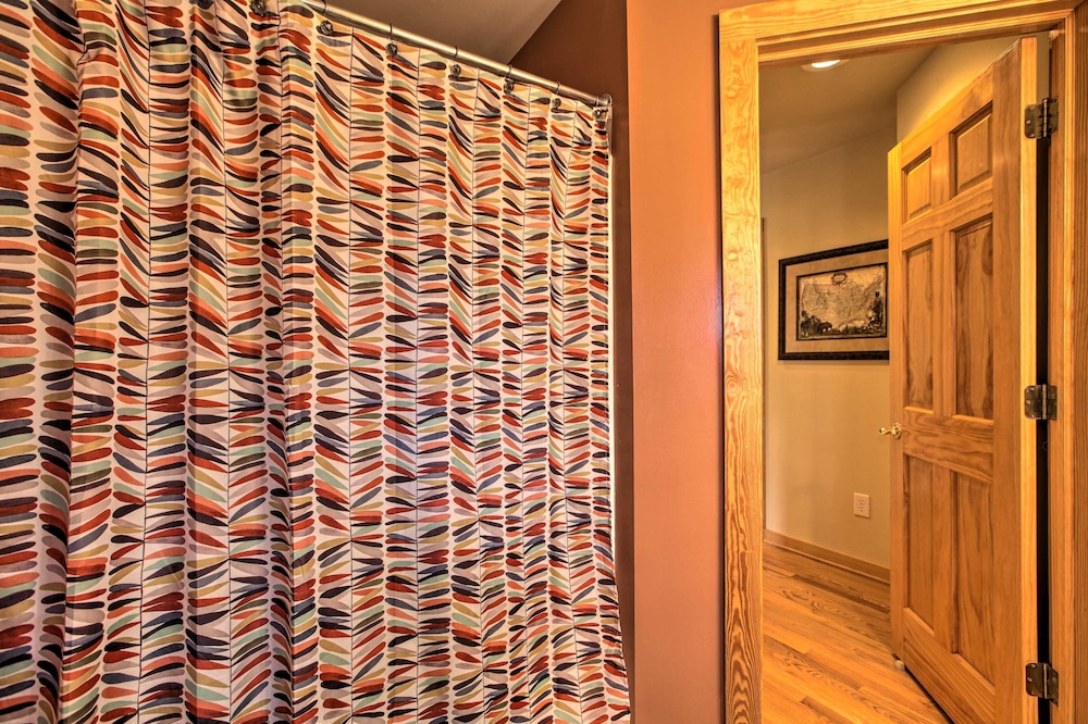 Wintergreen Resort Cabin: Near The Slopes! - Wintergreen Resort, VA