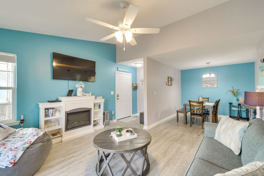 Gulf Shores Condo W/ Pool Access, 5 Mi To Beach! - Foley, AL