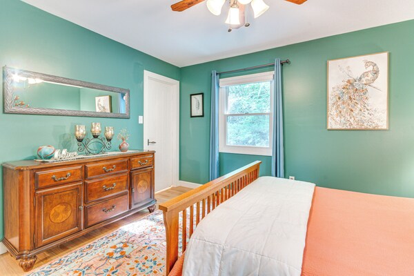 Cozy Hideaway W/ Grill, 17 Mi To Asheville - Black Mountain, NC