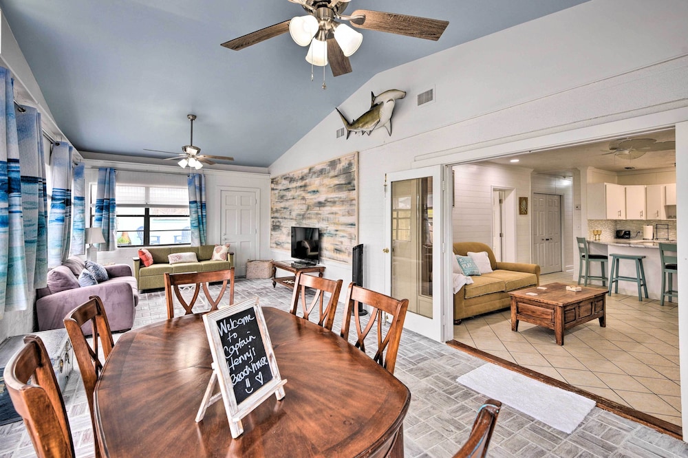 Ormond Beach Retreat W/ Deck - Steps To Ocean! - Ormond Beach, FL