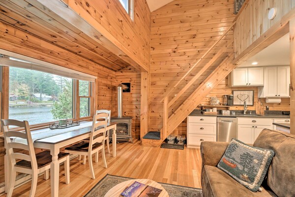 Pet-friendly Adirondack Cabin W/ On-site Lake - Saranac Lake, NY