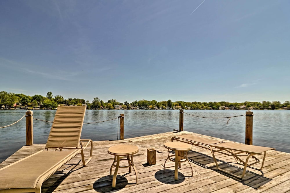 Island Cottage On Evans Lake: Boat Rental Required - Brooklyn, MI