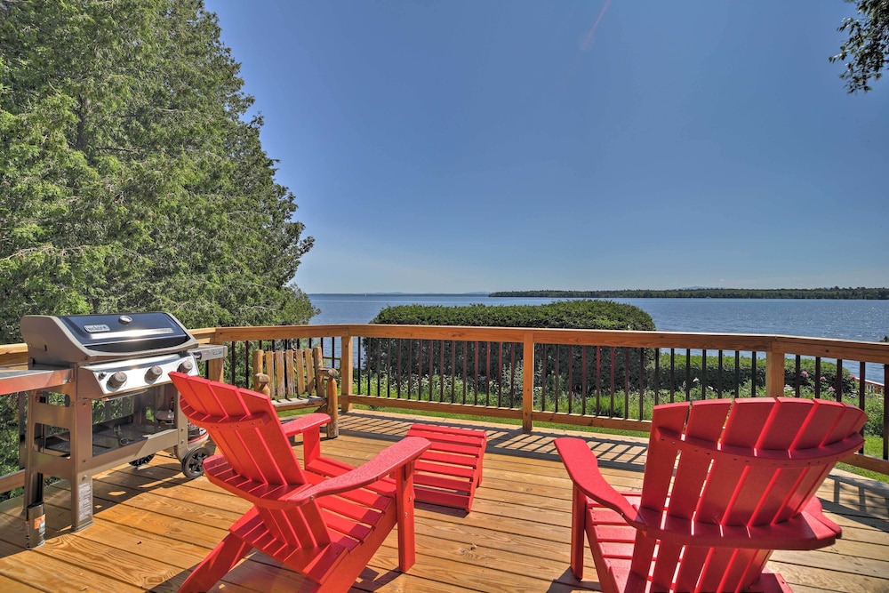 Plattsburgh Home W/ Deck On Lake Champlain - Grand Isle, VT