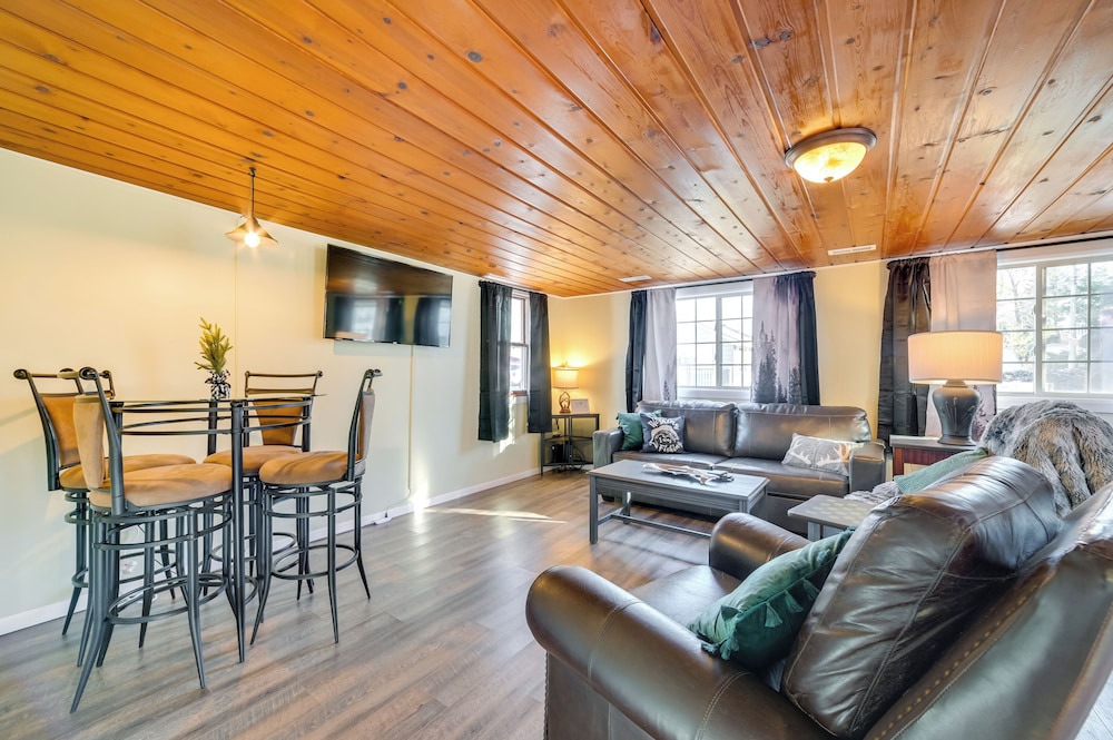 Houghton Lake Cottage - Central Location! - Houghton Lake, MI