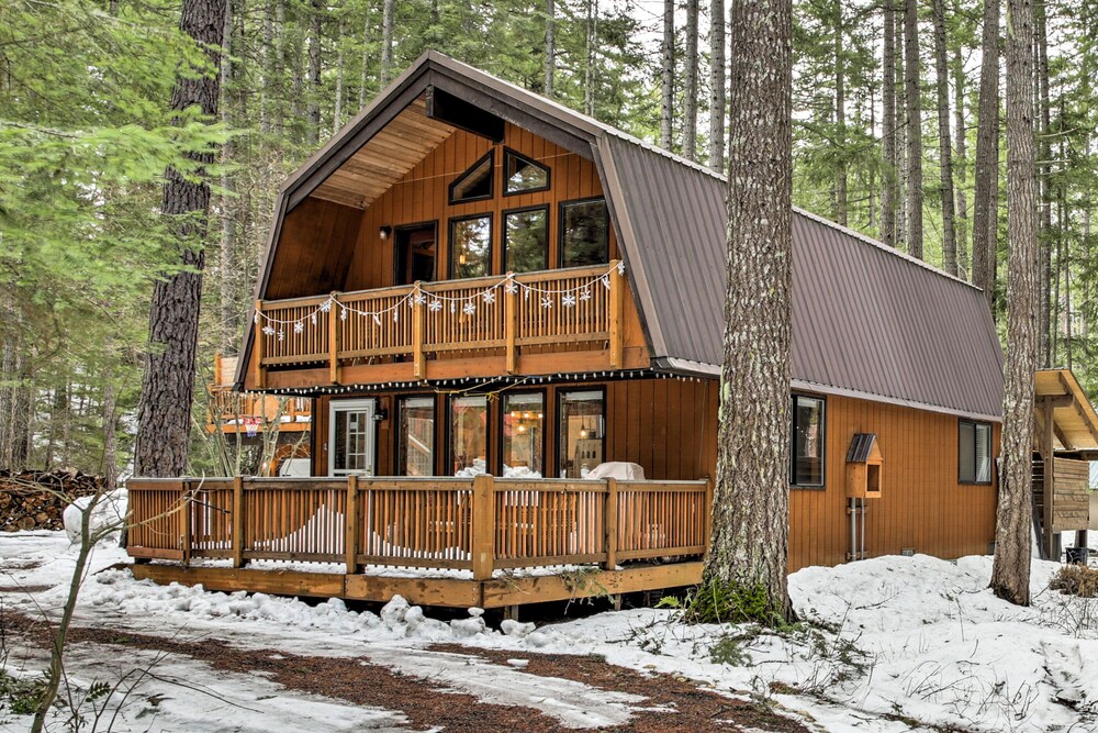 Mountain Chalet W/ Hot Tub By Cle Elum Lake! - Roslyn, WA