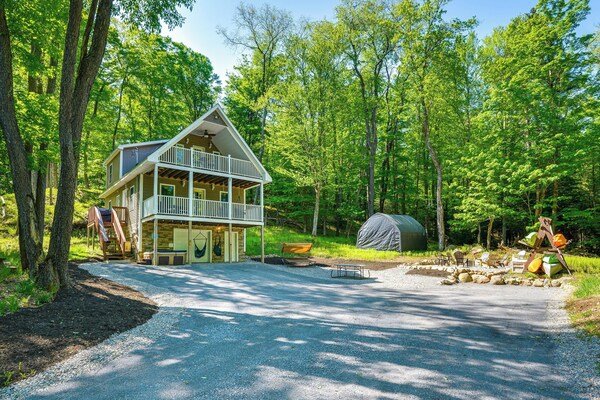 Old Forge Home W/ Hot Tub & Game Room! - Old Forge, NY