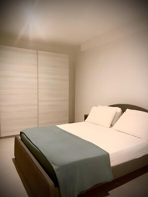 Apartamento | 1 quarto, com decoração personalizada, ferro/tábua de engomar