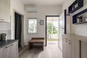 Televisor de ecrã plano de 19 polegadas com canais por cabo 