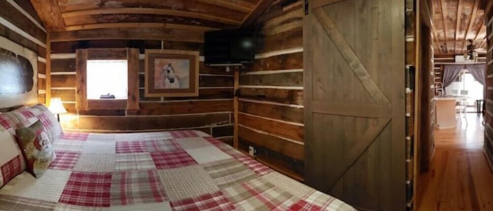 The Cabin On Culver Christmas Tree Farm - Mountain Rest, SC